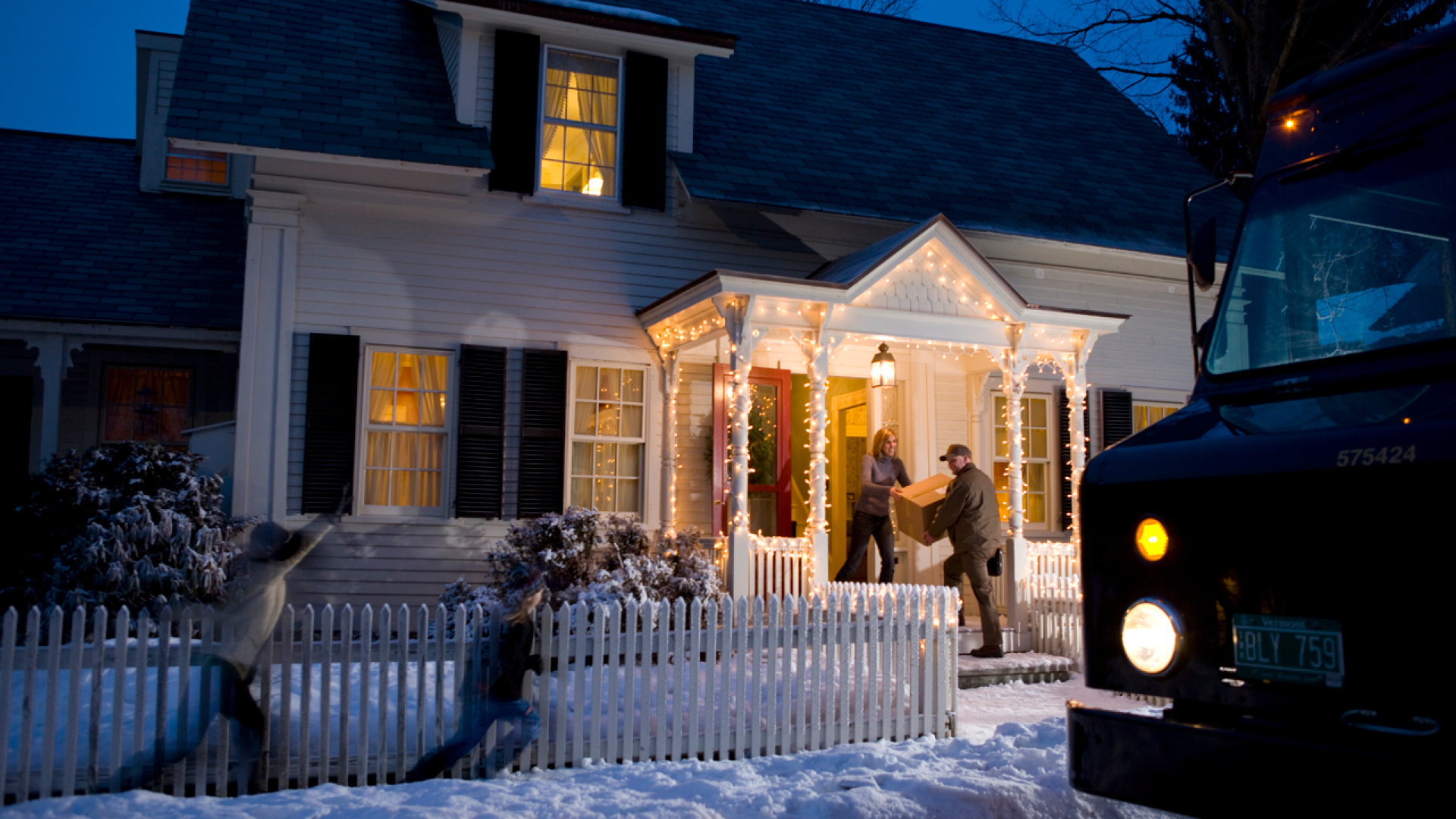 Santa, swap your sleigh for UPS – a leader in on-time holiday deliveries