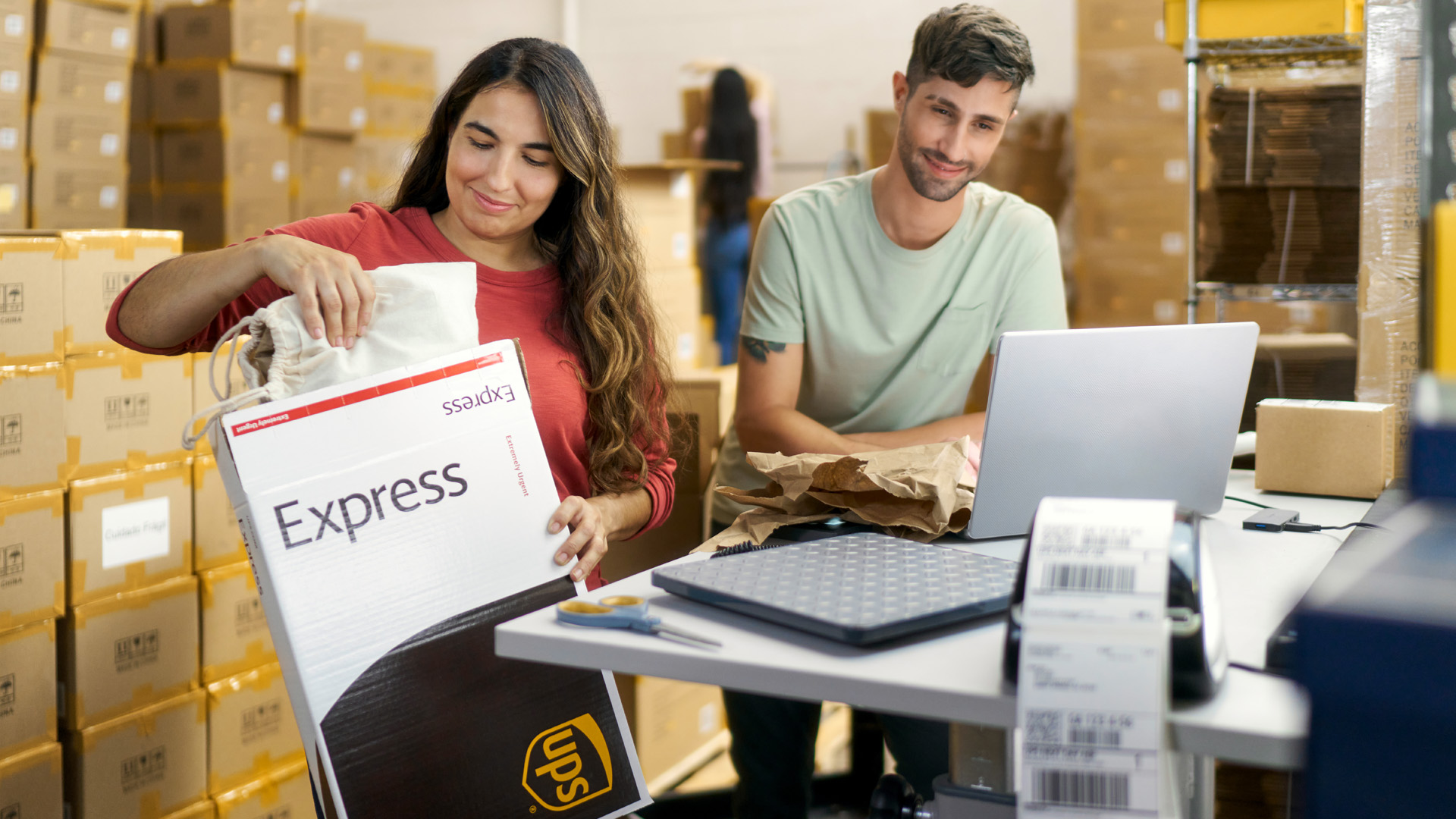 Shipping tips to get the most out of your holiday sales