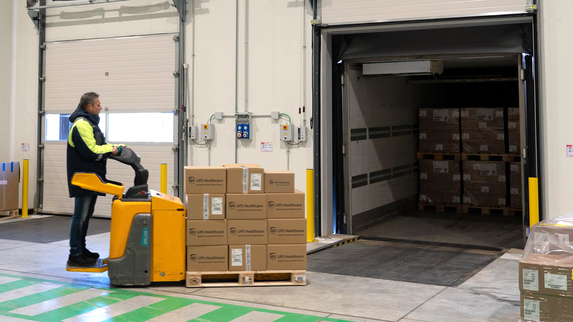 UPS adds two new cross-docks in Europe to meet growing healthcare demand